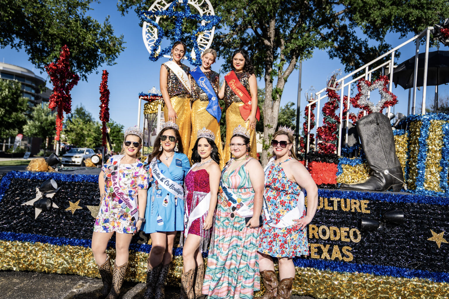 GALLERY | Fiesta Flambeau